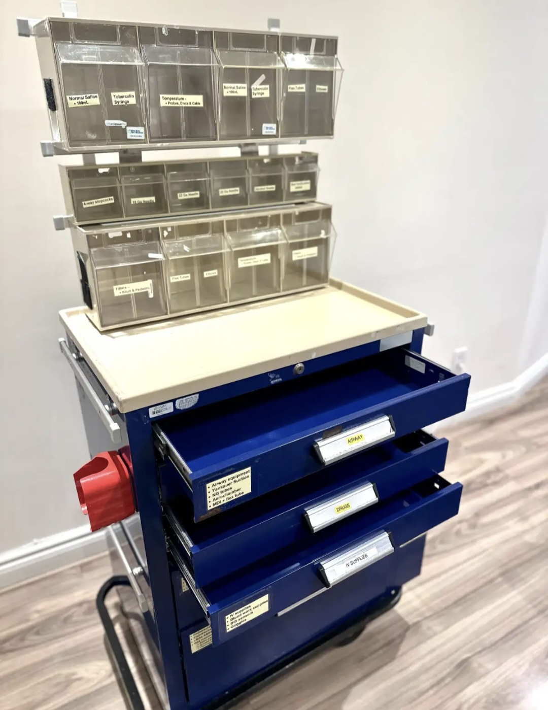 Medical/Crash Carts – VESP